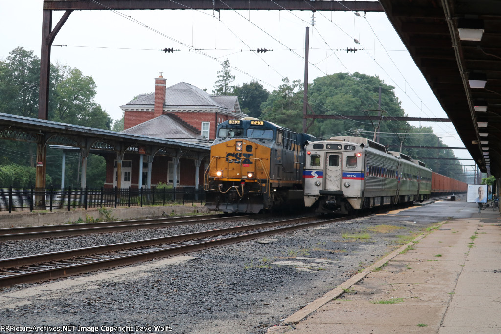 CSX 943